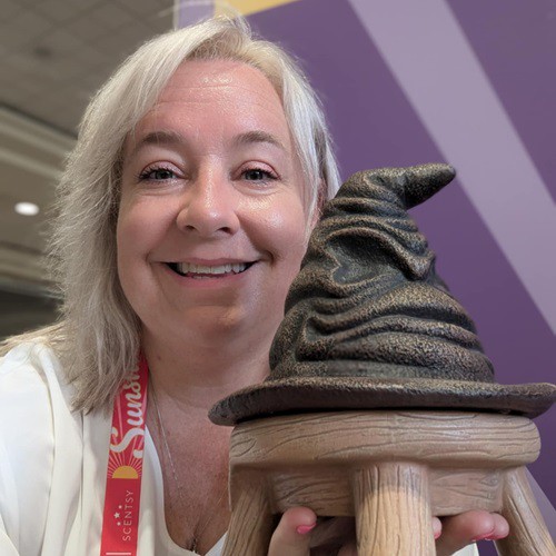 Sorting Hat Scentsy Warmer | Harry Potter | Tanya Charette